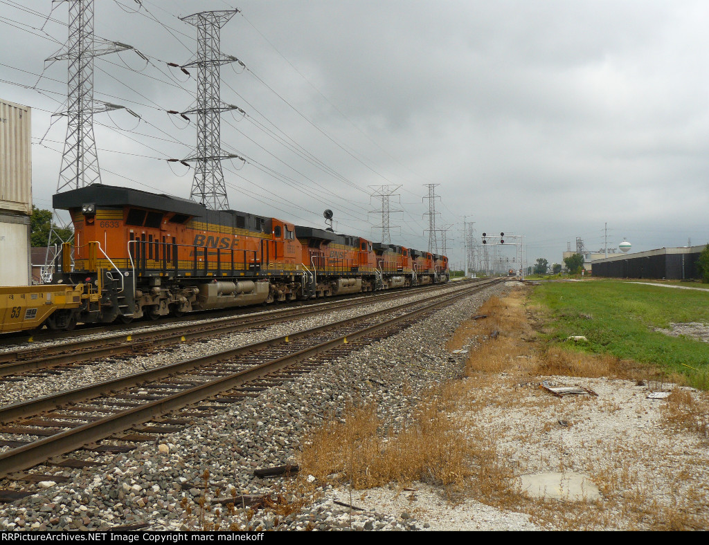 BNSF 6633